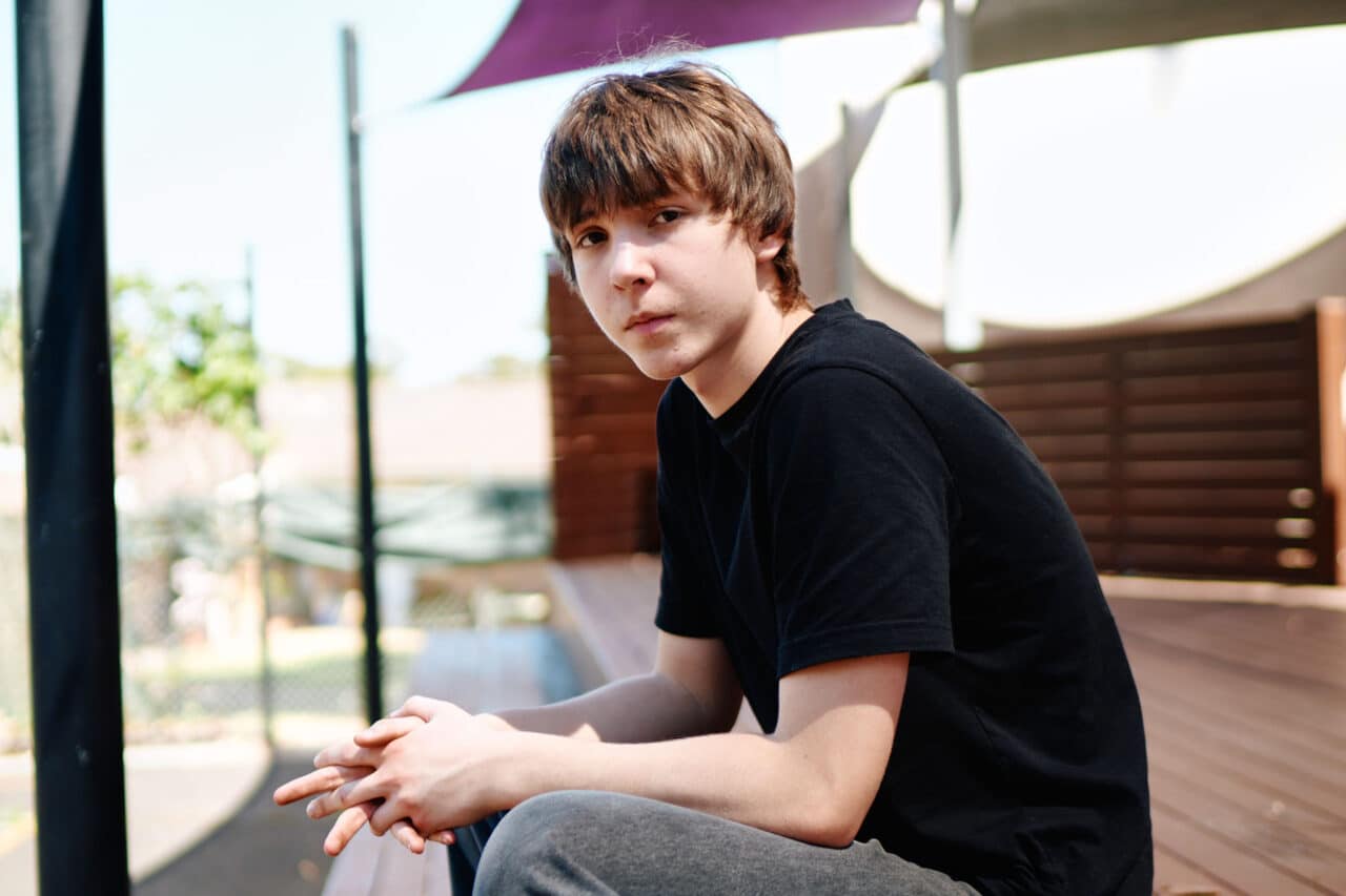 Support outreach for young people in need - Youth Off The Streets